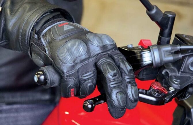 A Pre-Ride Checklist for Motorcycle Enthusiasts (2024) - frogcars.com